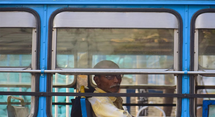 Buses on all routes in Arambagh closed today, passengers worried ...