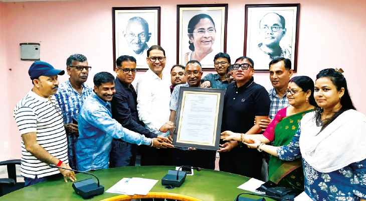 Construction of bus stand at Siliguri intersection begins in full swing ...