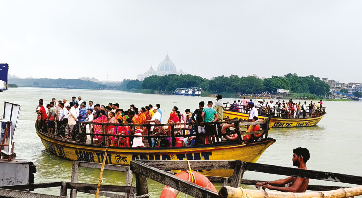 Passengers at Nabadwip-Mayapur ferry terminal demand sheds for boats ...
