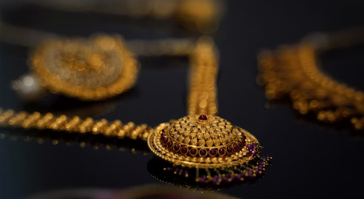 India's household gold reserves are 6 times larger than Pakistan's economy