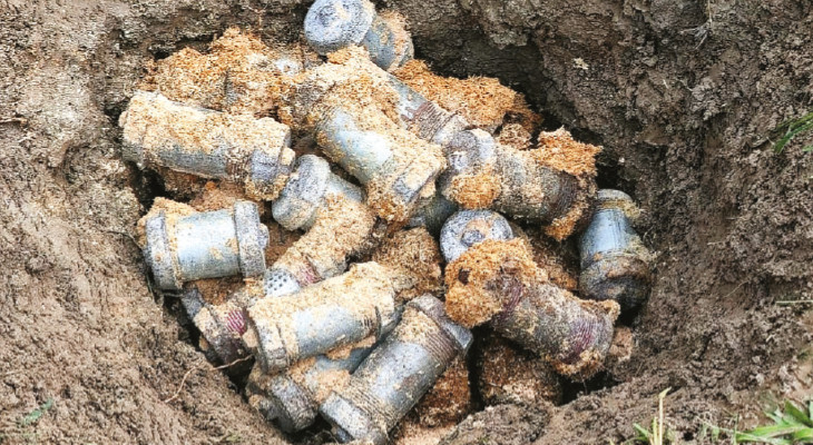 40 socket bombs found behind Anwar's house