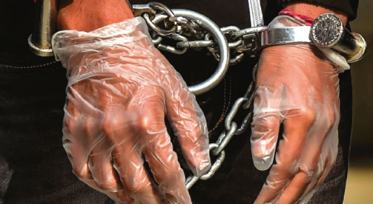 Theft at Varun Sengupta Metro Station, arrested