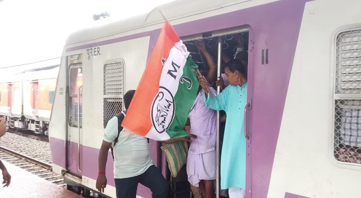 Minister Swapan Debnath left for Kolkata from Kalna station in East ...