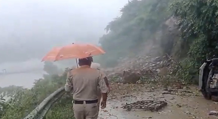 Chandigarh-Manali National Highway temporarily closed due to landslide 1 august