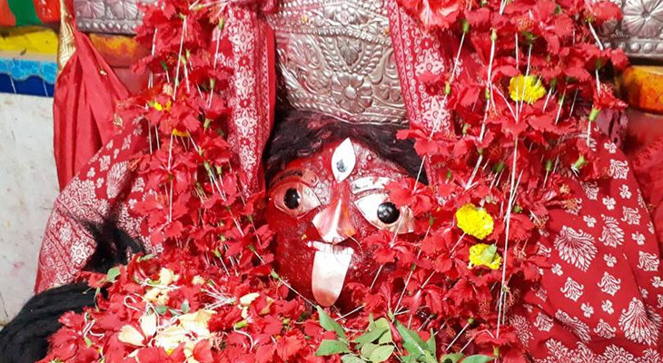 Maa Tara, Goddess Nalateshwari, is worshipped in the form of Shyama ...