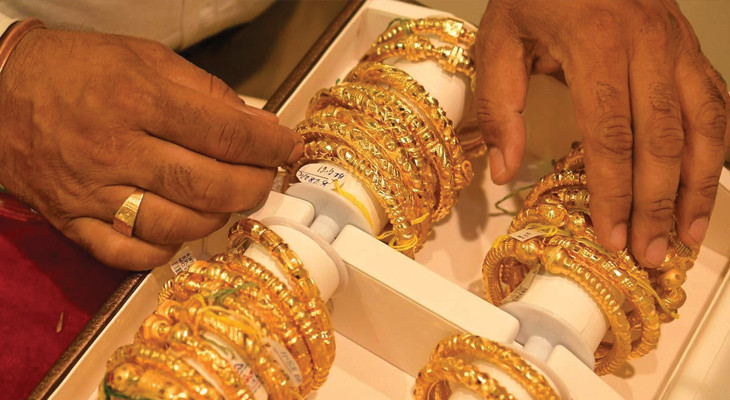 Gold price rises by rs 12,000 in a day