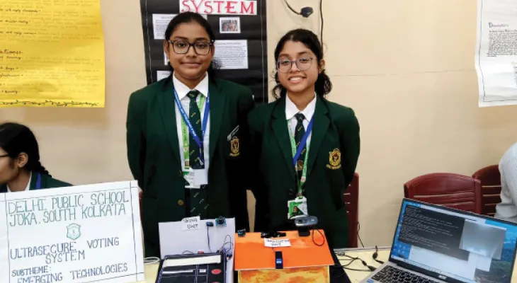 Fingerprint, facial image combined in EVM voting! School students' new ...