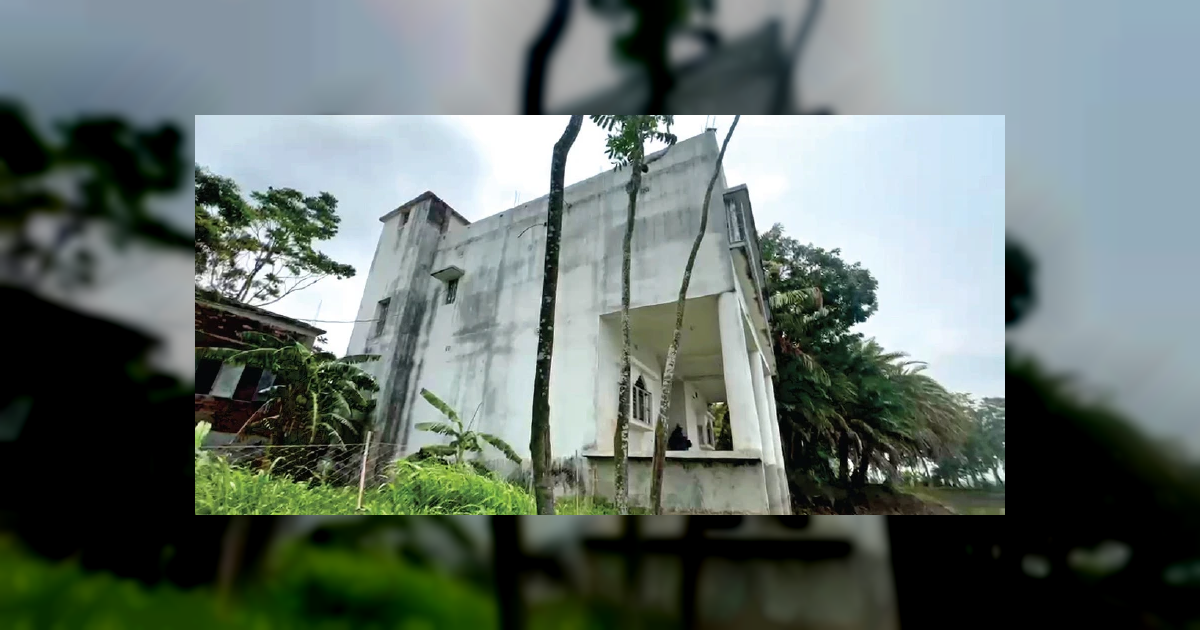 It wasn't for pitha; women were summoned to the garden house in Deganga ...